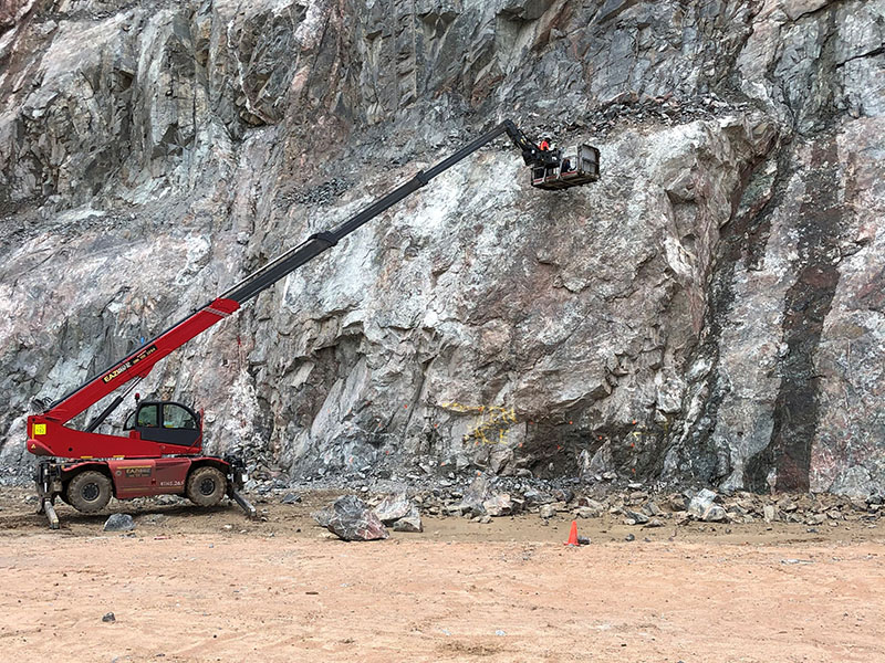 M84 Geotech Pty Ltd - Monitoring Prism Installation 2